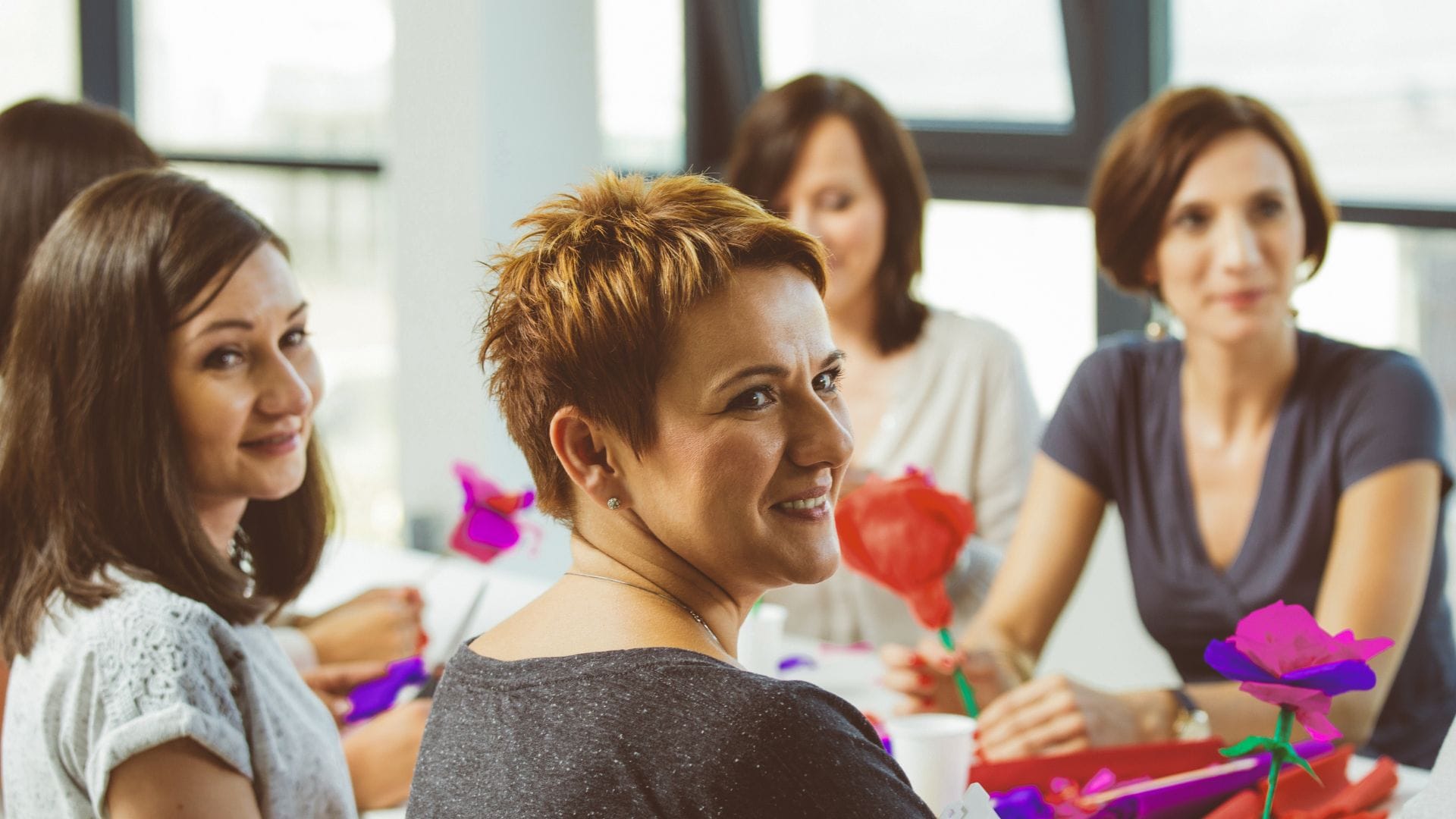 Budujemy cyfrowe kompetencje kobiet i dziewczyn w technologii - Girls ...